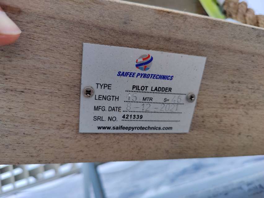 20 7b stbd side pilot ladder certificate in use from pdf pilot ladder ...