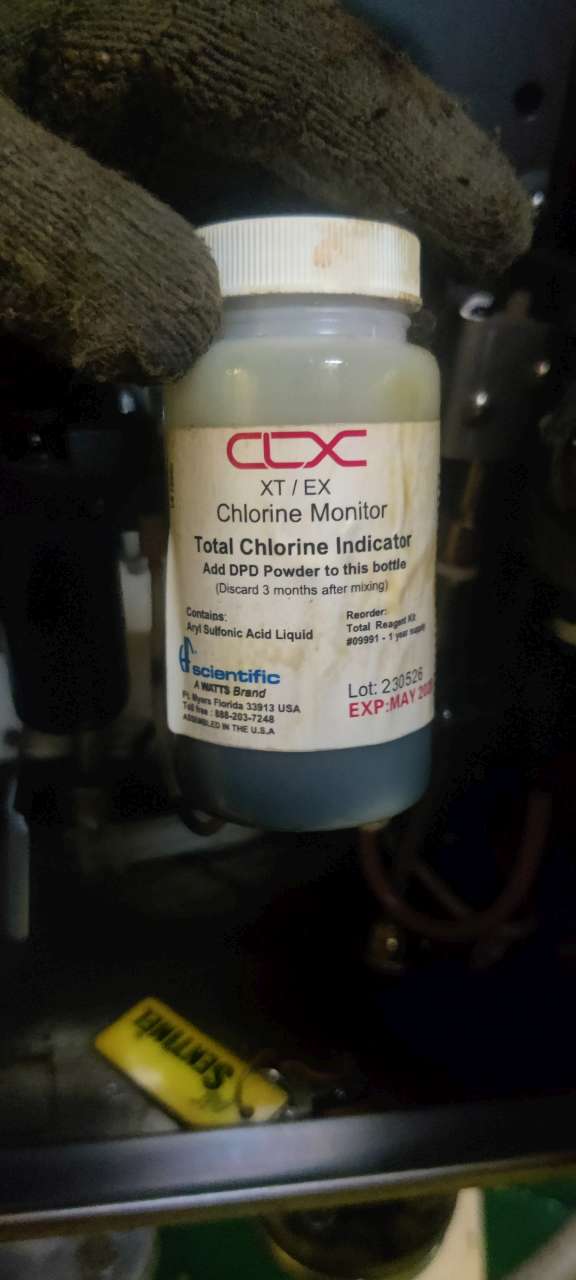References Total chlorine indicator-1280.jpg Total chlorine buffer ...